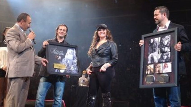 Jenni Rivera Final Album Debuts Photos Huffpost